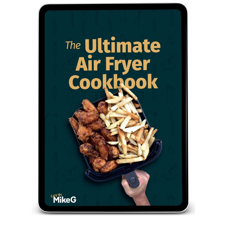 The Ultimate Air Fryer Cookbook - Pro Home Cooks by Mike Greenfield